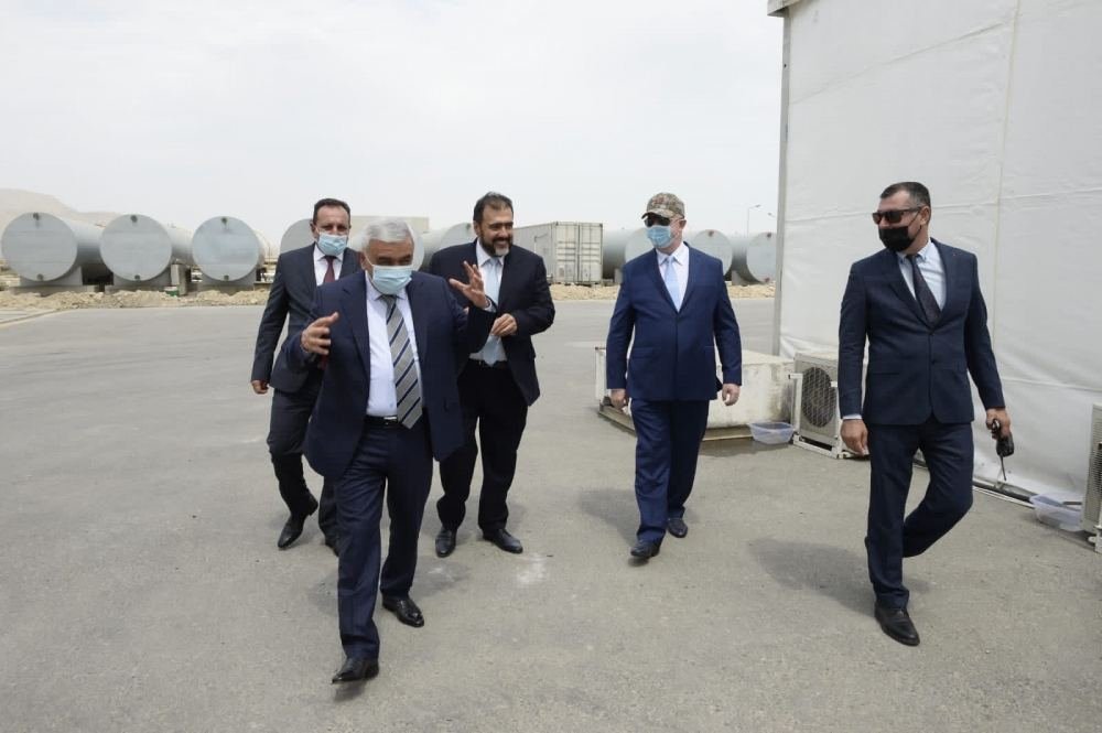 Azerbaijan commissions 'Satti' jack-up rig for drilling in Caspian Sea ...