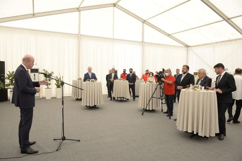 Azerbaijan commissions 'Satti' jack-up rig for drilling in Caspian Sea ...