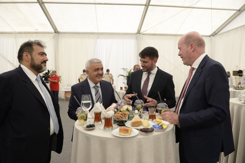 Azerbaijan commissions 'Satti' jack-up rig for drilling in Caspian Sea ...