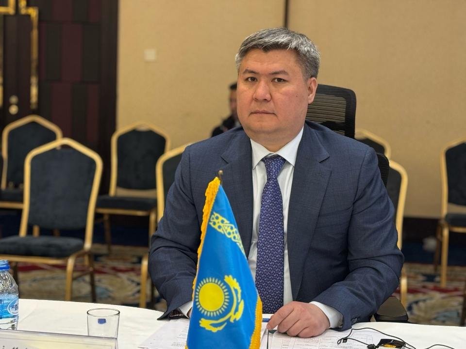 Kazakhstan focuses on diversifying oil supply routes - TurkicWorld